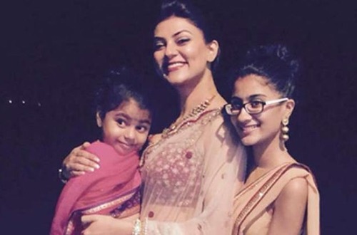 5 Bollywood Single Mothers Who Are An Inspiration To New Generation