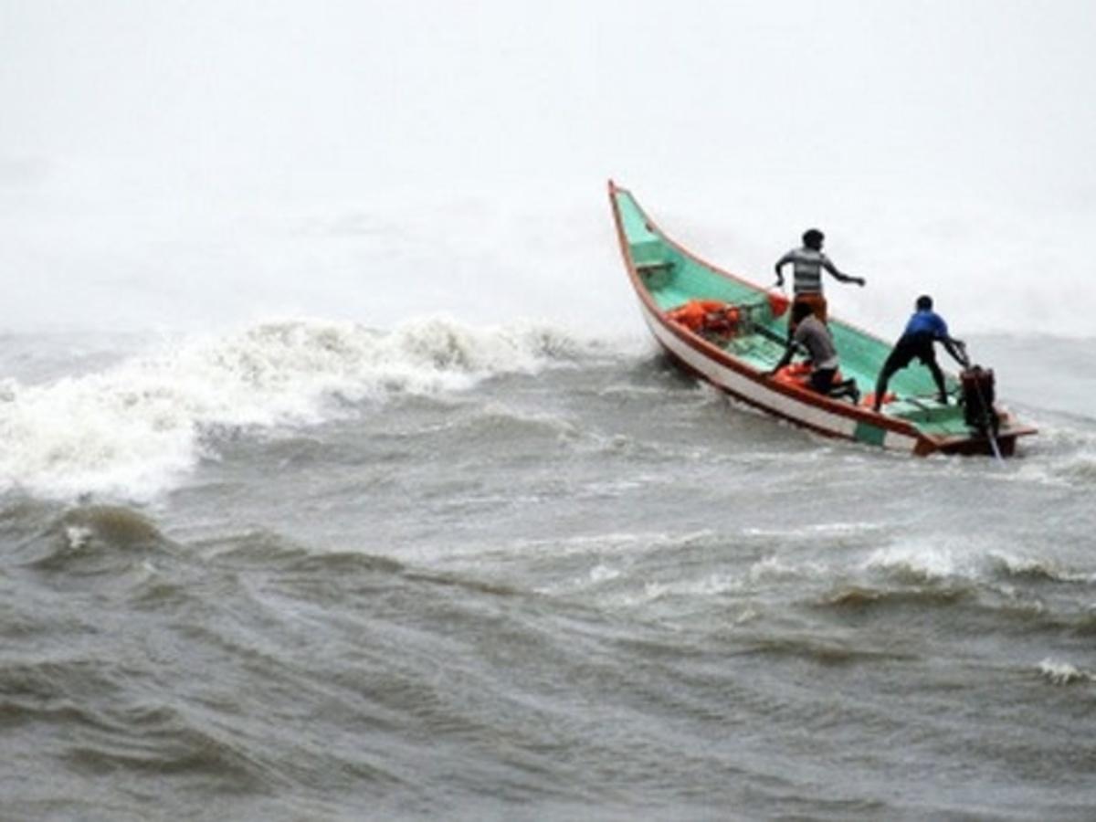 Cyclone Nilam Chennai