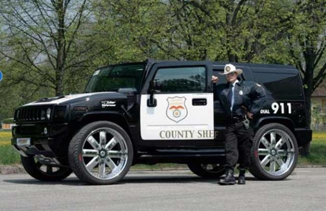 25 Insanely Fast Police Supercars