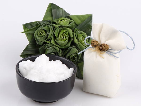 Camphor as a Home Remedy | Healthy Living