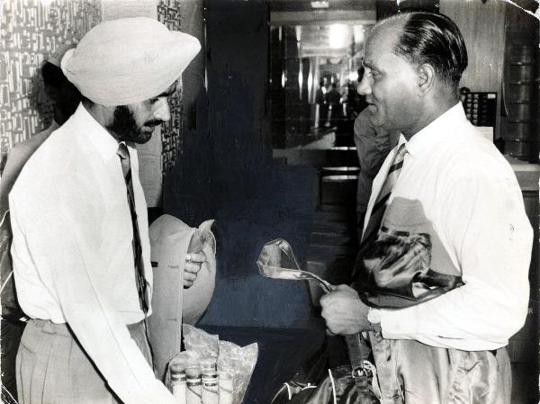 Rare Photos Of Hockey Wizard Dhyan Chand, The Man Who Put Indian Hockey ...