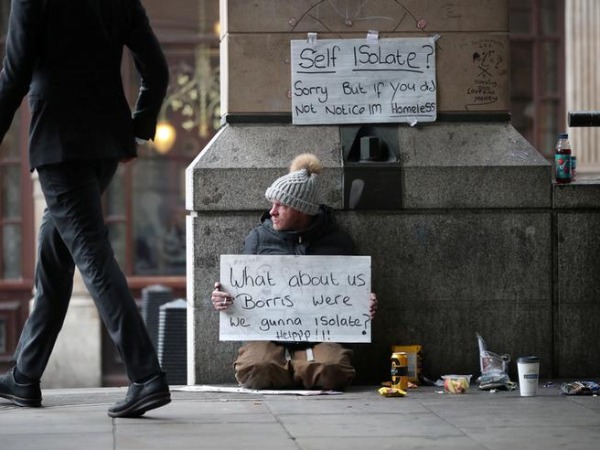 Heart-Rending Pictures Show How The Homeless Are Stuck On The Streets ...