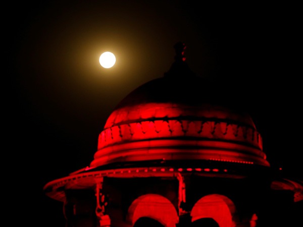 Super Flower Moon: 18 Spectacular Images Of The Last Supermoon Of 2020 ...