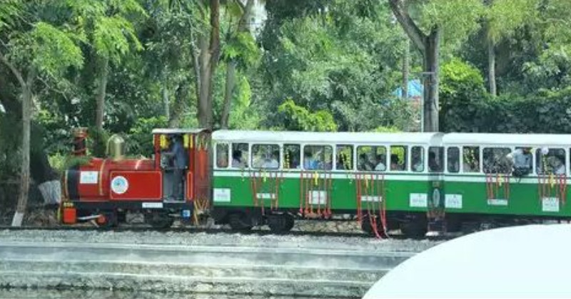 India's First Solar-Powered Miniature Train
