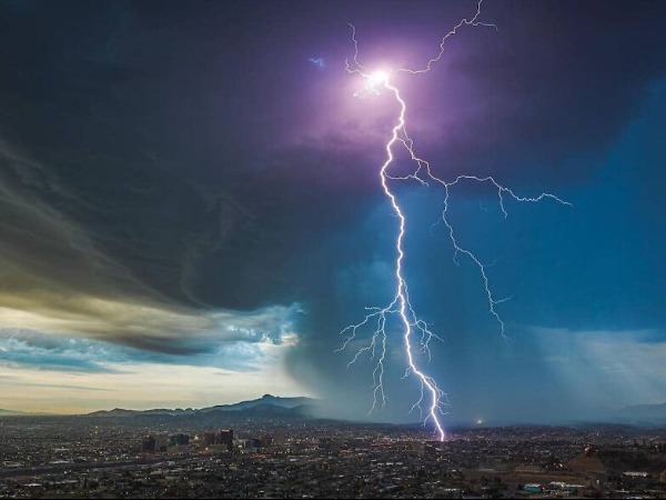 Some Of The Most Fascinating Photos From This Year's Weather ...