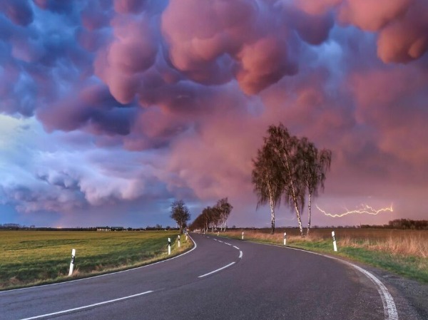 Some Of The Most Fascinating Photos From This Year's Weather ...