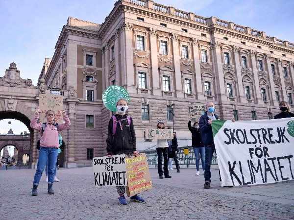 From Delhi To Germany: Here's How Youth From Across The World Protested ...