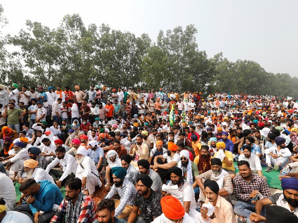 In Pictures: Farmers Across The Country Protesting Against New Farm ...