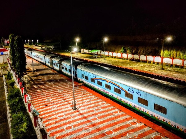 Lifeline Express: Did You Know India Built The World's First Hospital ...