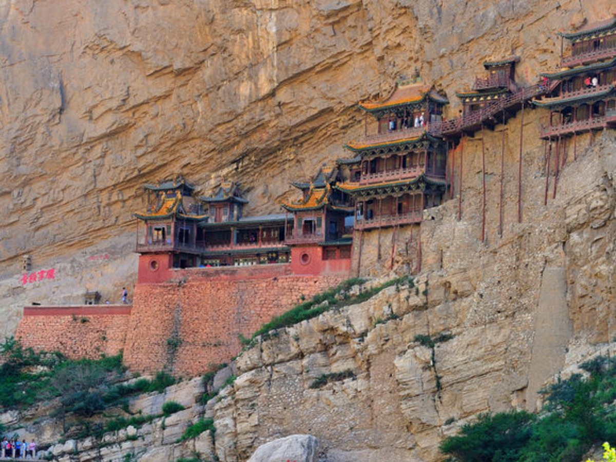 Travel: Know Best Holiday Destinations to Visit in India & World ...