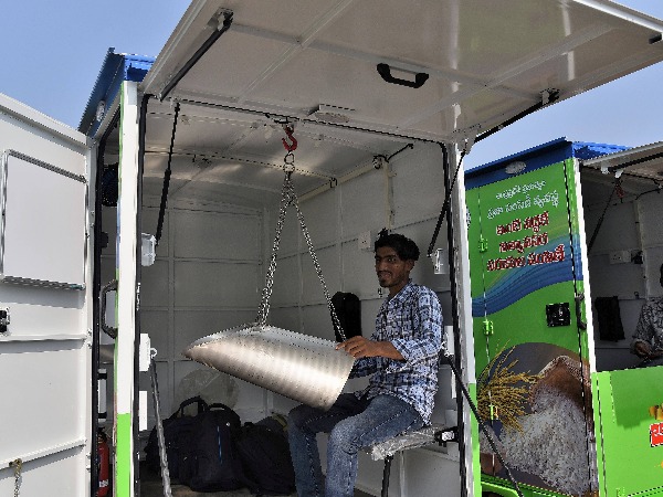 Andhra Pradesh Scripts A New Chapter: CM Flags Off 2,500 Door-To-Door ...