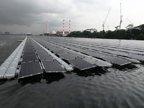 Singapore Builds One Of The Largest Floating Solar Farms To Fight Climate Change