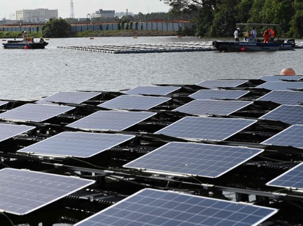 Singapore Builds One Of The Largest Floating Solar Farms To Fight Climate Change