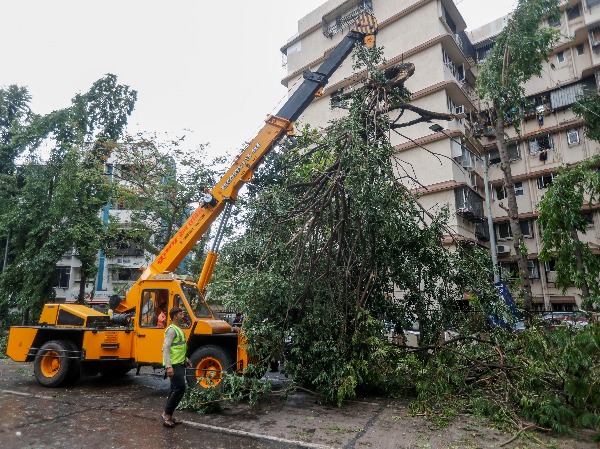 In Pics: Even After Two Days, The High-Speed Cyclone ‘Tauktae ...