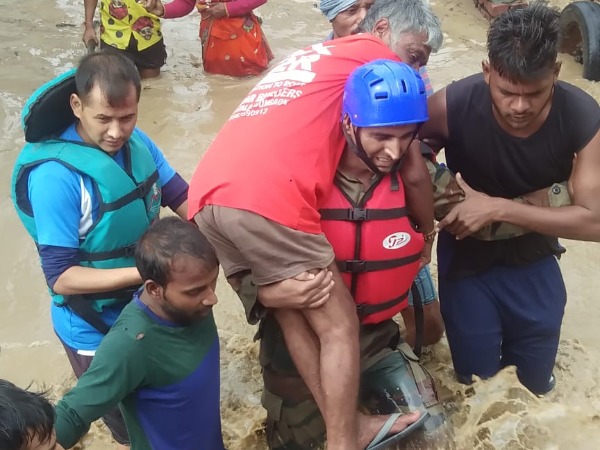How The Indian Armed Forces Came To The Rescue In Uttarakhand