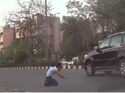 Most Inhuman Video | A Young Man Bleed To Death. But No One Cared To Help.